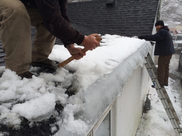 Major Snowfall Causes Ice Damming Gutters