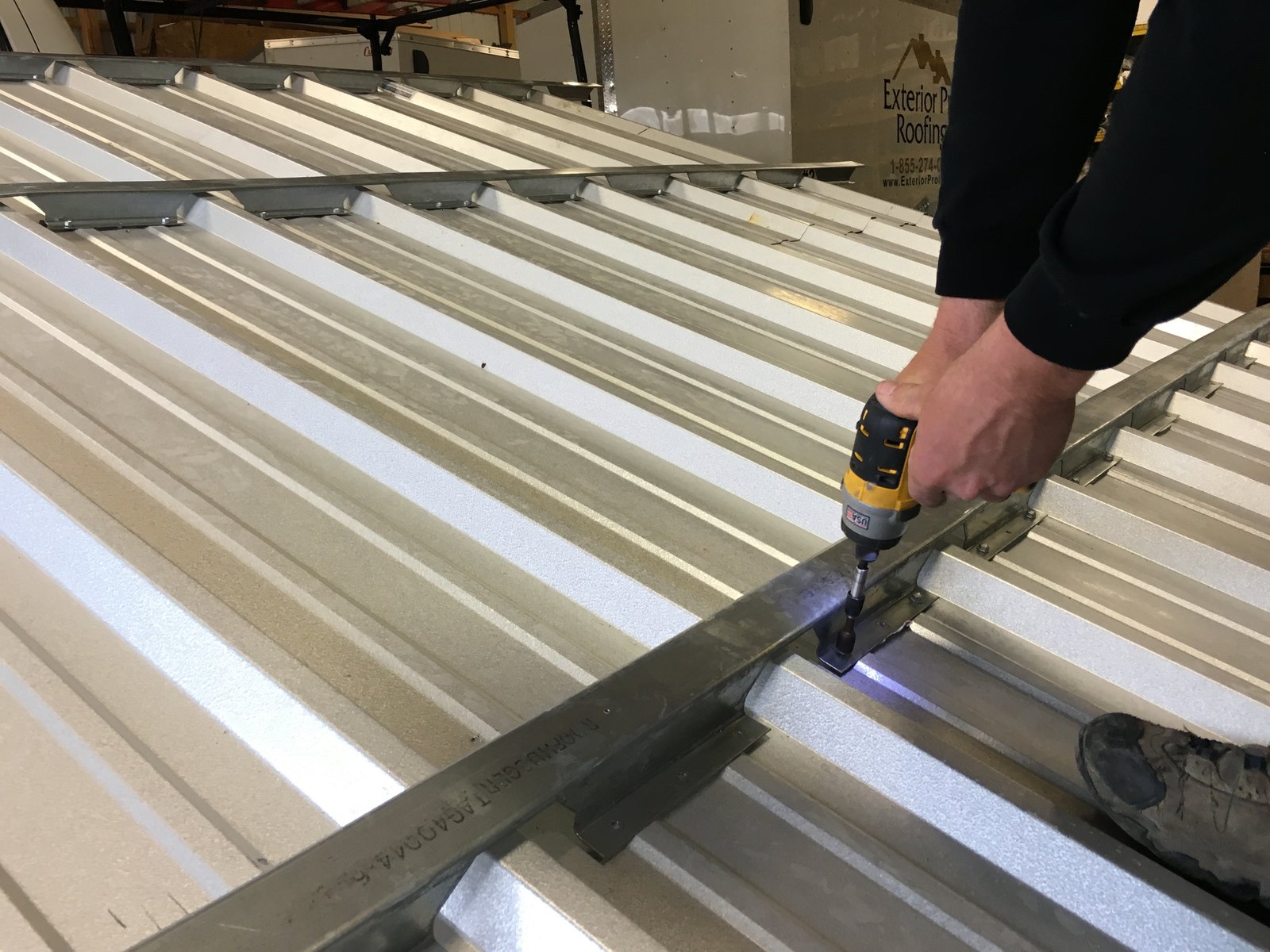 What is Roof Hugger?